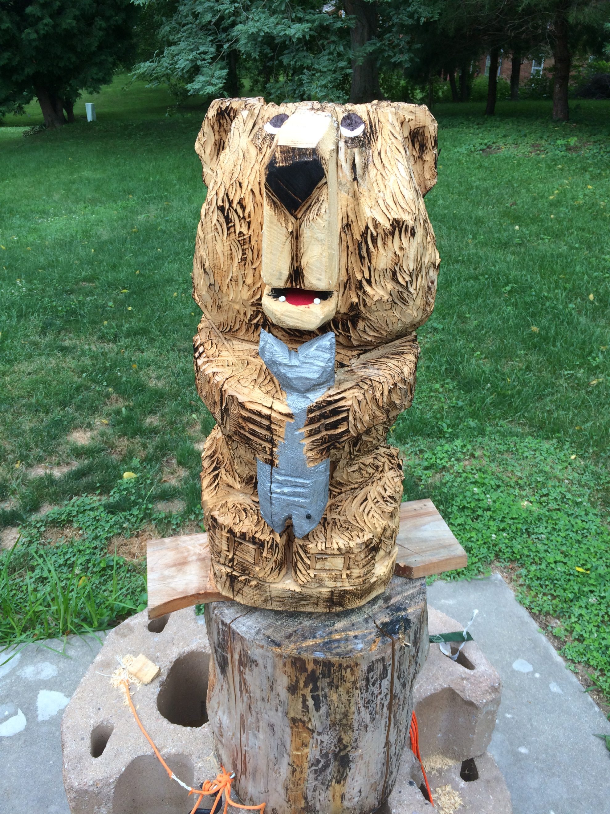 Colony Carvers – Chainsaw Carving – Amana, Iowa