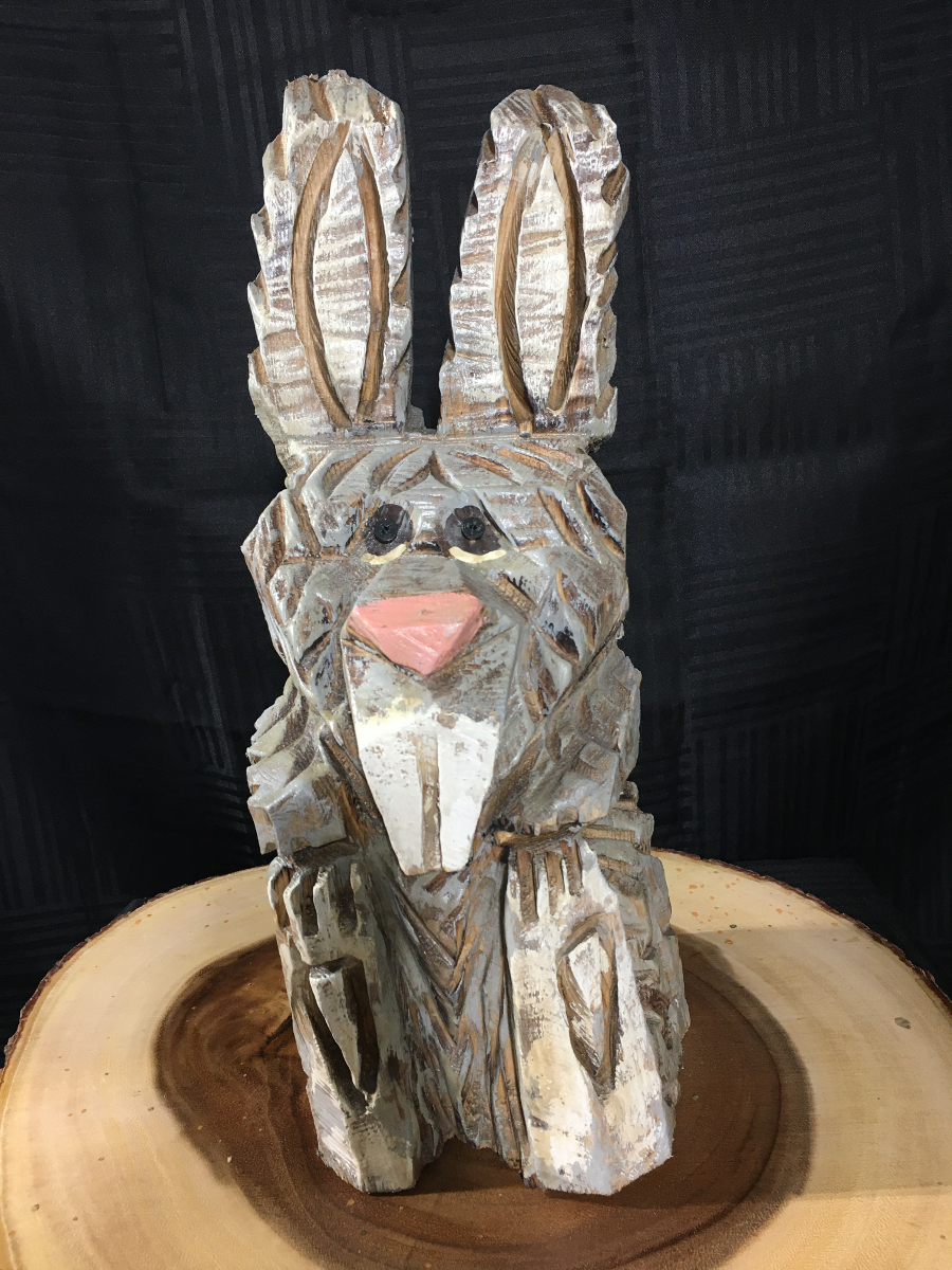 Colony Carvers – Chainsaw Carving – Amana, Iowa
